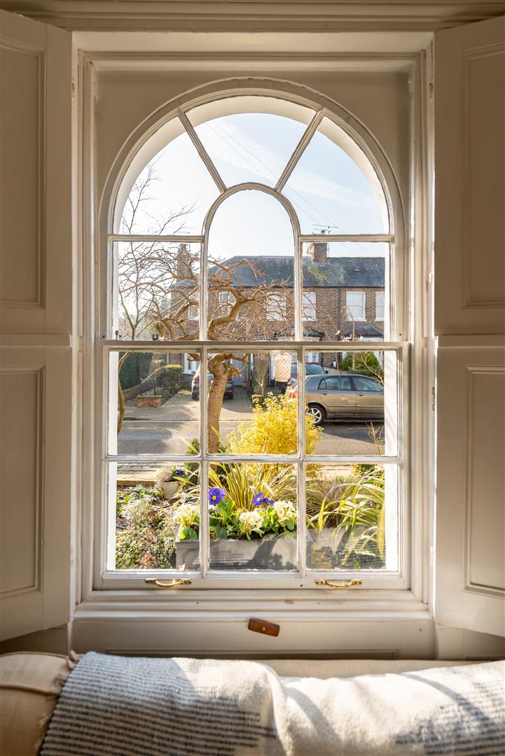 Adelaide Square, Windsor - Osborne Heath