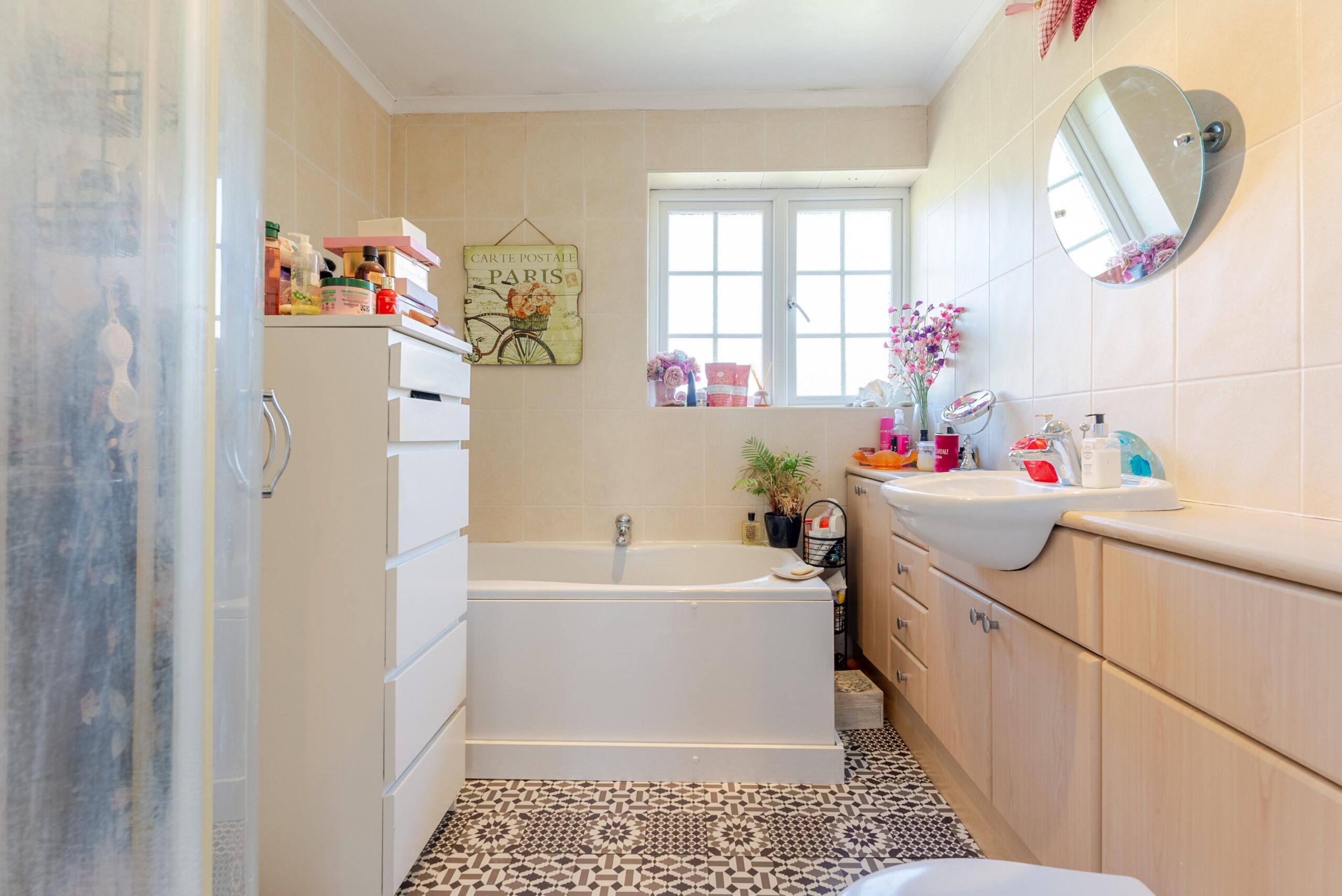 Murray Court, Sunninghill - Osborne Heath