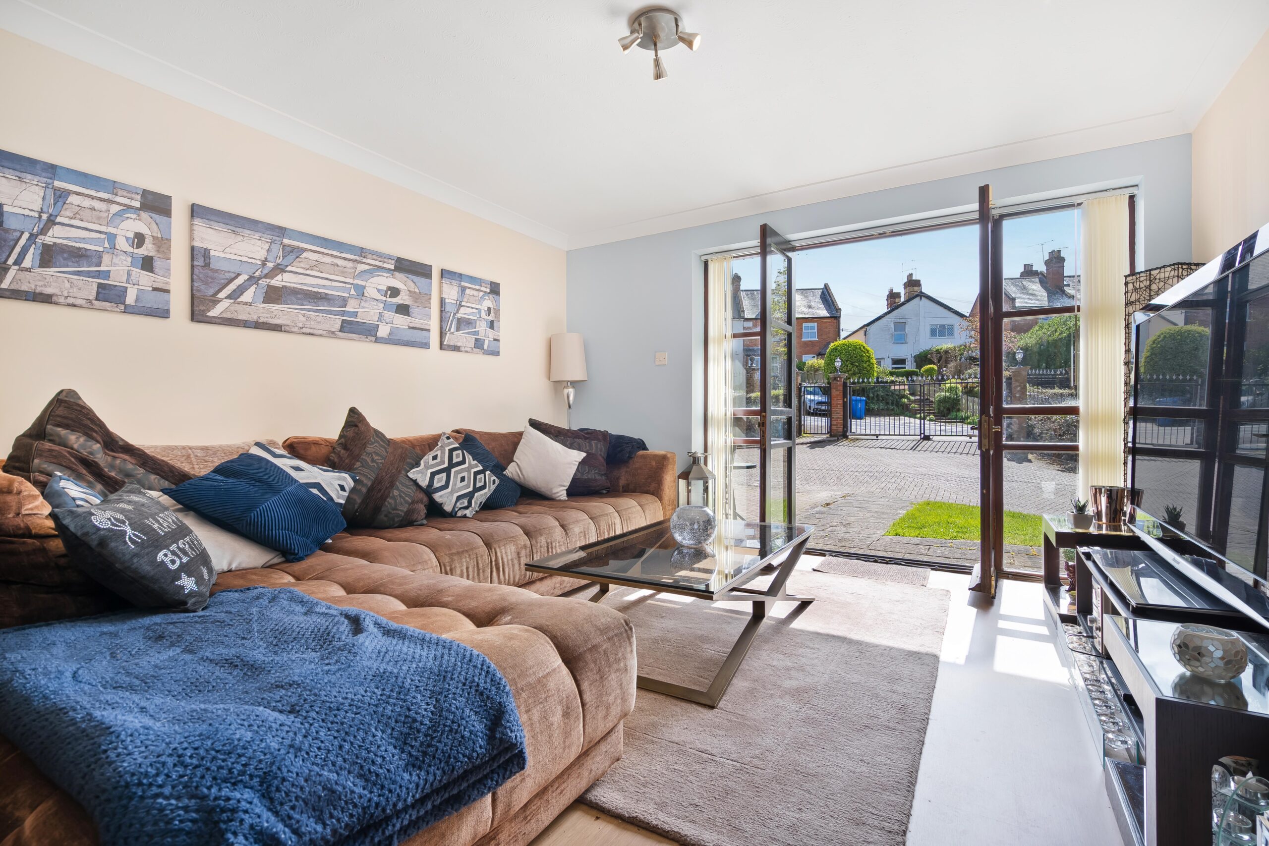 Sunning House, Sunninghill - Osborne Heath