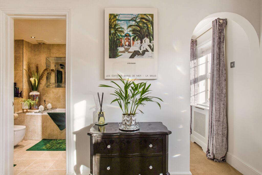 Princess Gate, Sunninghill - Osborne Heath